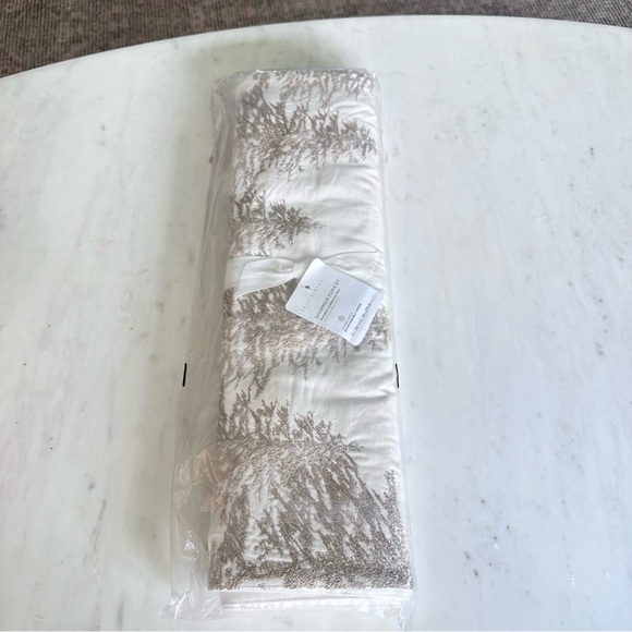 Pottery Barn | Dining | Pottery Barn Shimmer Forest Cream And Gold ...